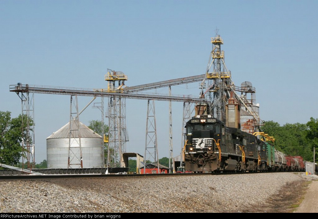 NS 8828 2;3 Lyles IN